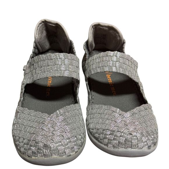 bernie mev. | Shoes | Bm Bernie Mev Woven Metallic Mary Jane Girls 33 ...
